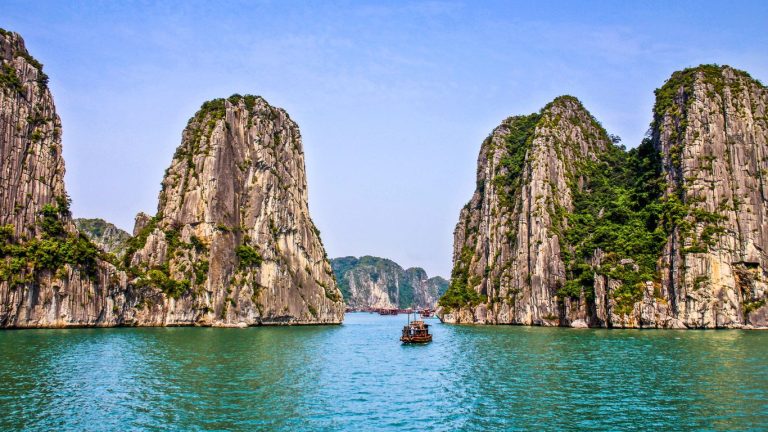 Halong Bay in February - Weather & What to expect